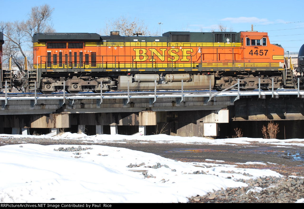 BNSF 4457